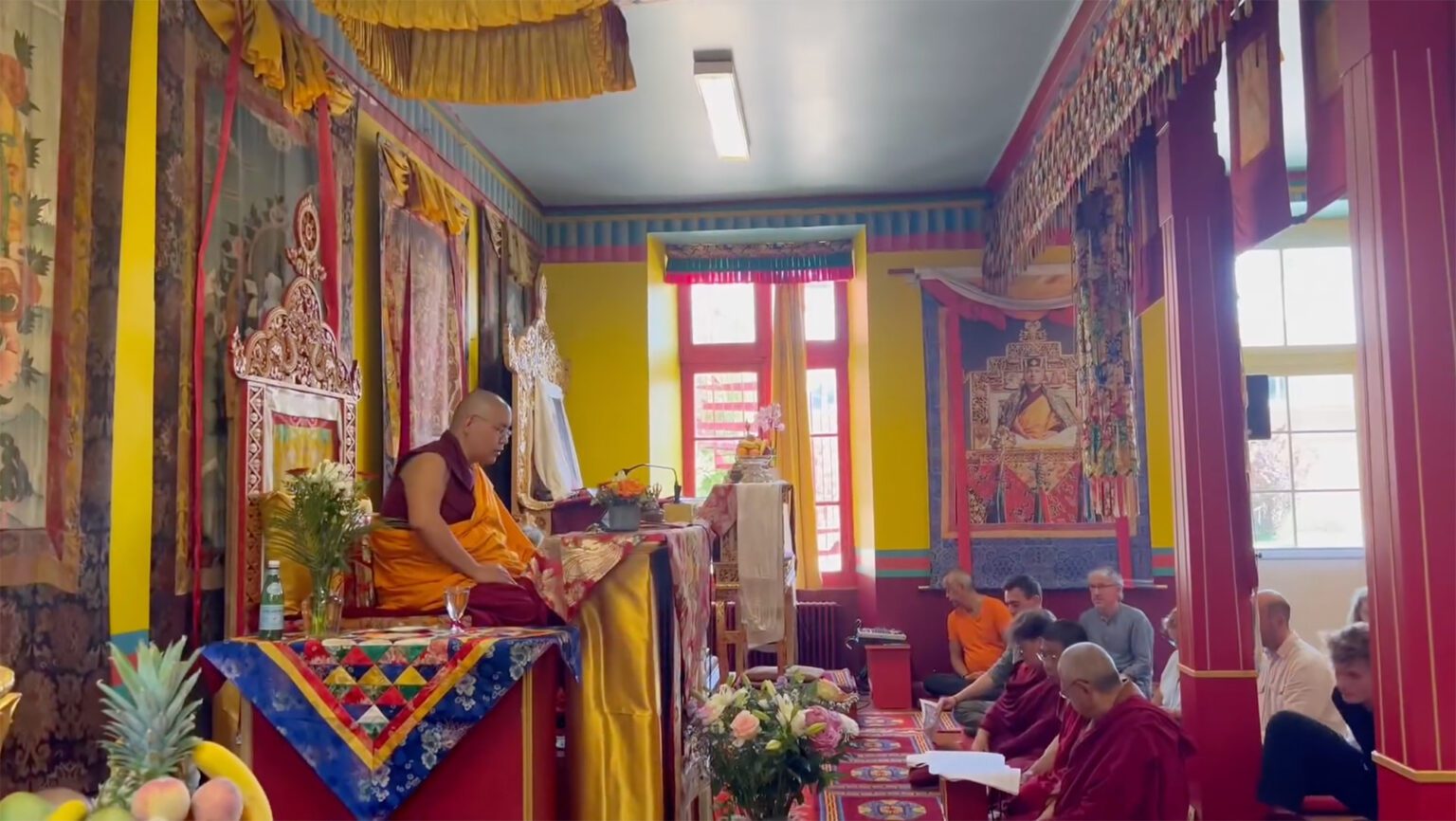 H.E. Ling Rinpoche Teaches the Bodhisattva's Jewel Garland at Dachang ...